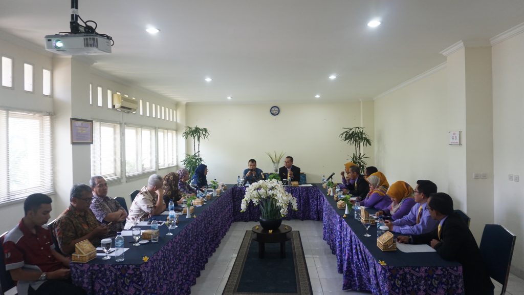 Kunjungan Prodi Diploma 3 Perhotelan Telkom University – Politeknik ...